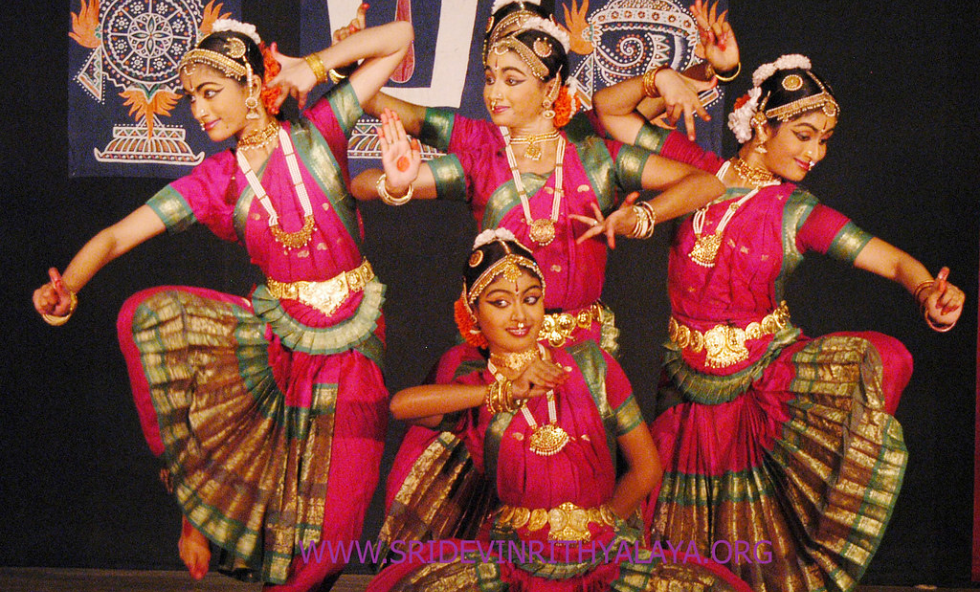 10 Amazing Dance Forms from Around the World That Will Make You Tap ...